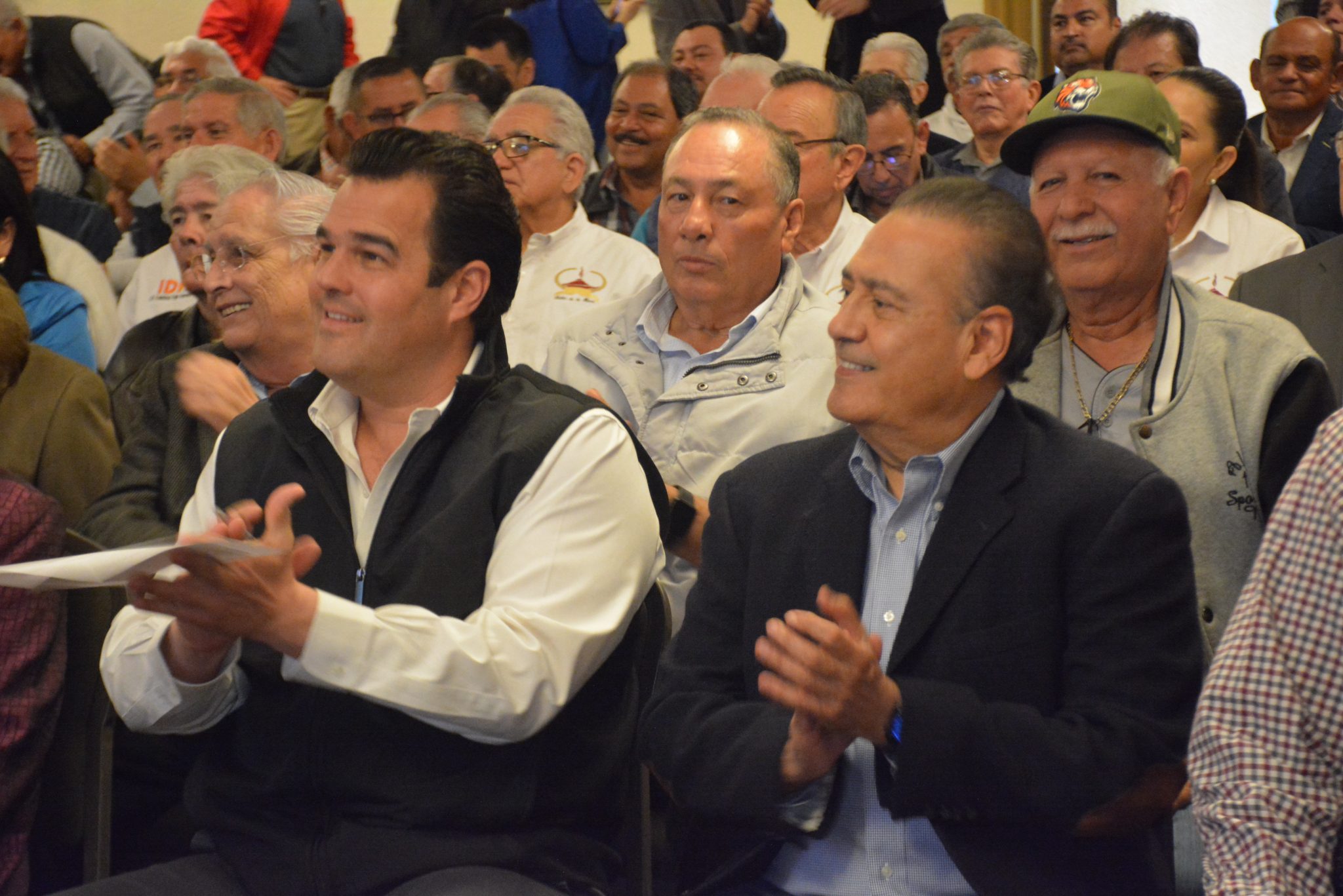 Honra PRI Sonora a Ronaldo «Ronnie» Camacho Durán por su destacada ...